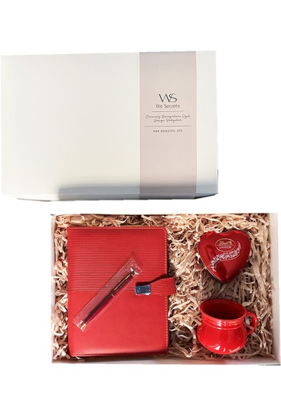 We Secrets Rindaraze Sevgililer Günü Kırmızı Ajanda, Kırmızı Bardak, Kalpli Çikolata
