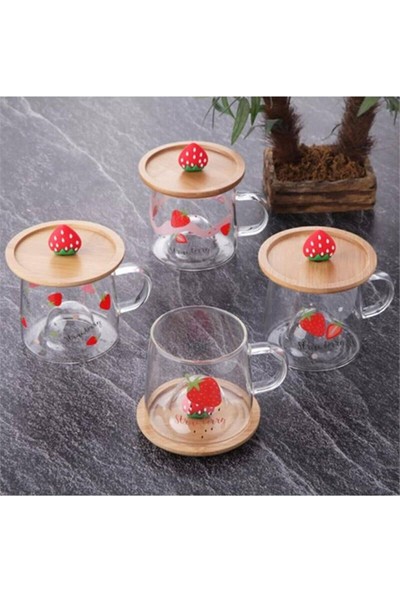 Bambu Kapaklı Çilek Figürlü Cam Kupa Bardak 300 ml