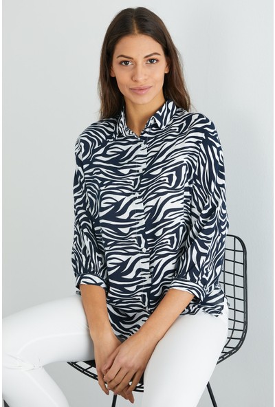 Pera Zebra Desen Beyaz Gömlek Pera Zebra Desen Beyaz Gömlek