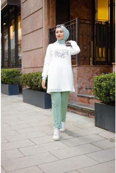 Moylin 1983 Triko Detaylı Baskılı Takım