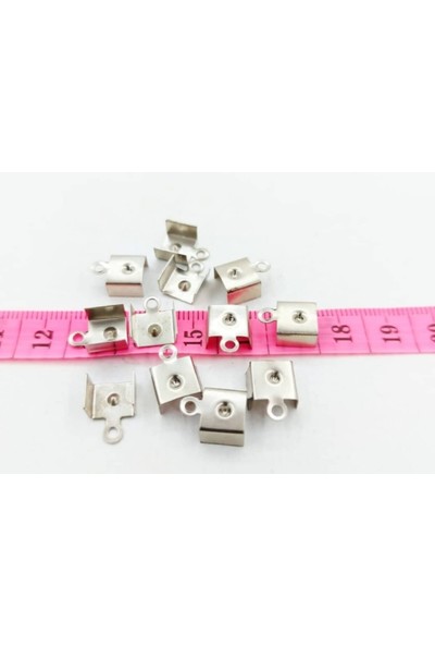 Ztt Deri Kapama Takı Aparatı Gümüş Renk En 0,7 cm Boy 1 cm 30 Çift Ztt Deri Kapama Takı Aparatı Gümüş Renk En 0,7 cm Boy 1 cm 30 Çift