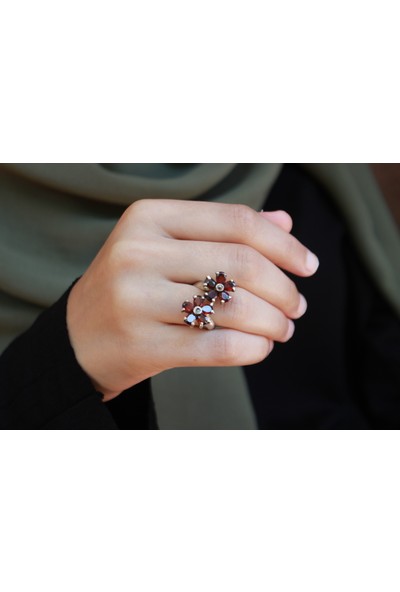 Benalazia Silver Granat Taşlı Gümüş Yüzük Benalazia Silver Granat Taşlı Gümüş Yüzük