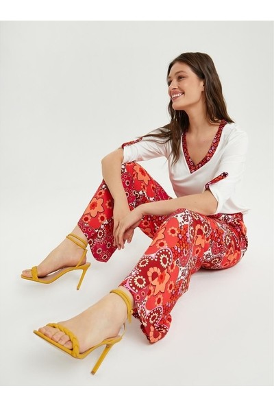 Faik Sönmez Kadın Çiçek Desen Baskılı Straight Fit Viskon Pantolon