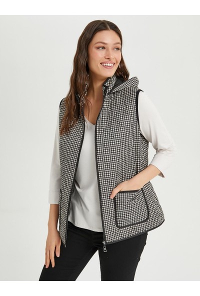 Faik Sönmez Kadın Kazayağı Desenli Kapitone Yelek