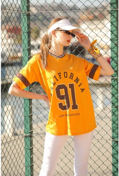 Sue Califonia Baskılı Tişört Hardal