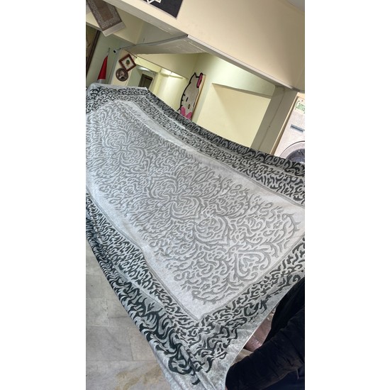 Meka Home Meka Gri Model Lastikli Kadife Halı Örtüsü Fiyatı