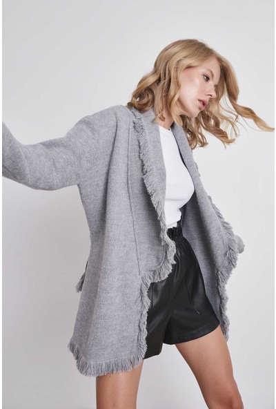 Vitrin Püskül Detaylı Belden Bağlamalı Triko Hırka