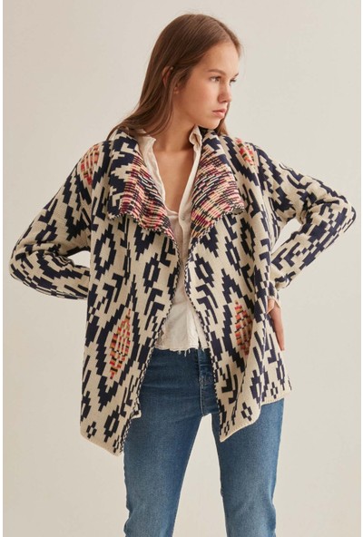 Vitrin Etnik Desenli Şal Yaka Triko Hırka Vitrin Etnik Desenli Şal Yaka Triko Hırka