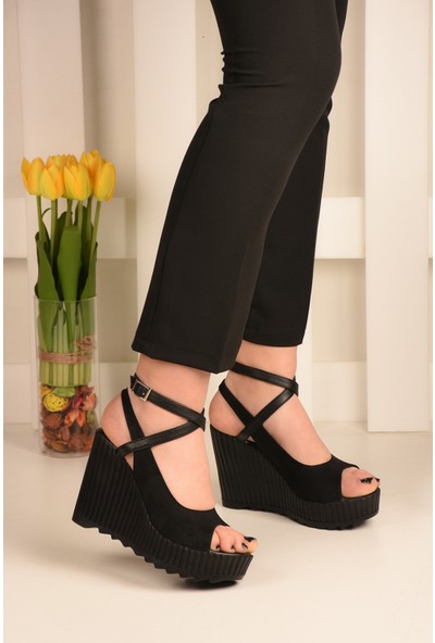 Kadın Bilek Bağlamalı Dolgu Topuk Ayakkabı WSB0022