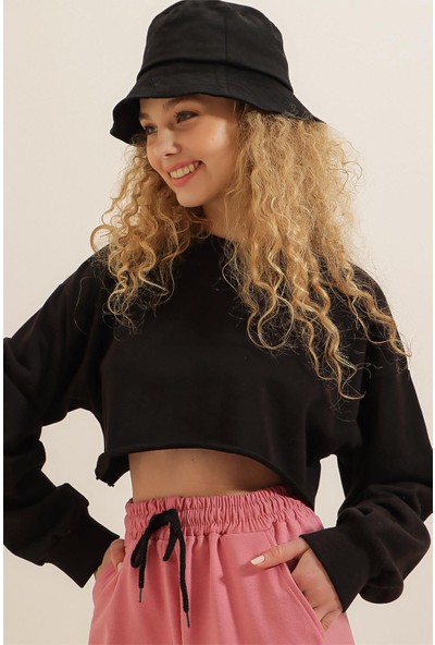 Pinkpark Bisiklet Yaka Iki Iplik Crop Sweatshirt ZC00003