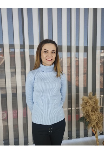 Erolcan Kadın Mavi Renkli Boğazlı Kazak