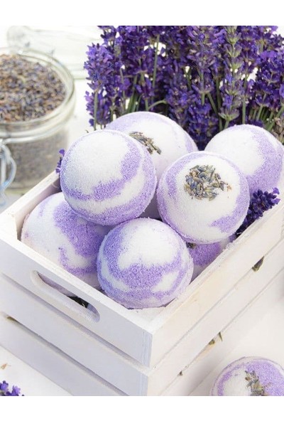 Sheldon Guest Lavanta Esanslı Yağlı 1 Adet 100 gr Banyo Topu , Bath Bomb , Banyo Bombası Sheldon Guest Lavanta Esanslı Yağlı 1 Adet 100 gr Banyo Topu , Bath Bomb , Banyo Bombası