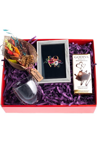 Kutuluyo Tatlı Anılar Hediye Kutusu