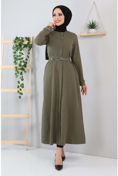 Moda Mihram Zincir Kemerli Düğmeli Ferace Haki Moda Mihram Zincir Kemerli Düğmeli Ferace Haki