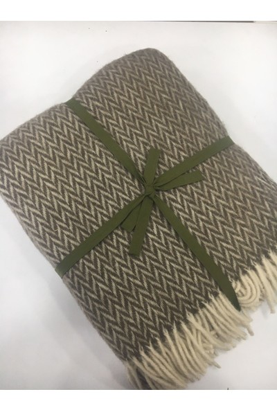 Loyal Woman Büyük % 100 Saf Yün Tv Diz Battaniyesi (130 x 180 Cm.) Scotch