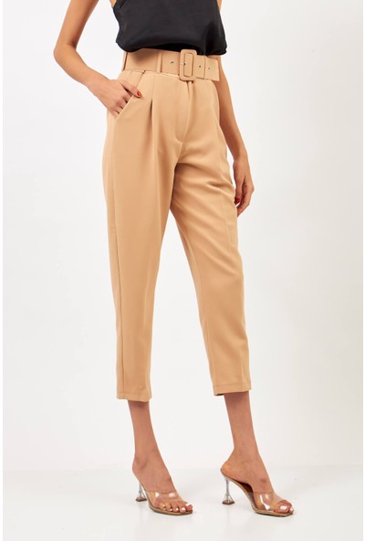Coral Kaplama Kemerli Pantolon Camel