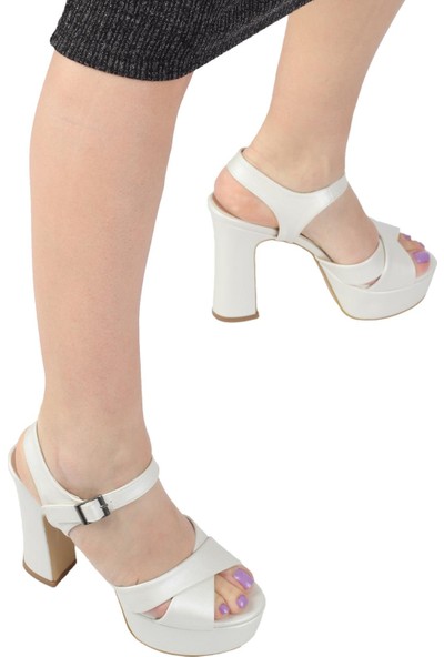 Ekru Kalın Platform Topuklu Yüksek Ayakkabı - Margarita Ekru Kalın Platform Topuklu Yüksek Ayakkabı - Margarita