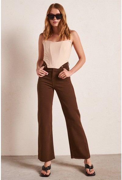 Never More Kesik Paça Beş Ceplik Geniş Kalıp Jean