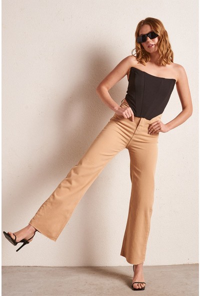 Never More Kesik Paça Beş Ceplik Geniş Kalıp Jean