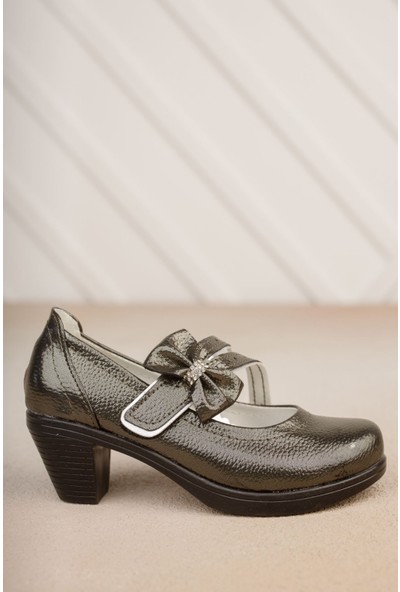 Jomoti Topuklu Platin Kız Çocuk Ayakkabı Jomoti Topuklu Platin Kız Çocuk Ayakkabı