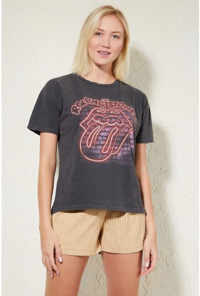 Jomoti Yıkamalı Baskılı Siyah Kadın T-Shirt