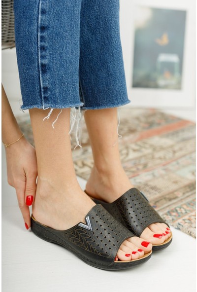 Jomoti V Toka Siyah Terlik