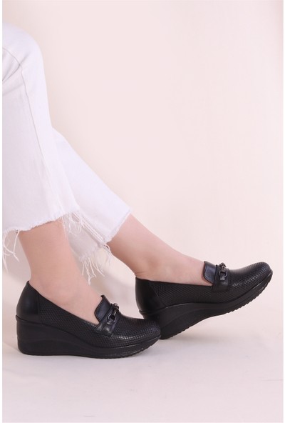 Venüs 2111514Y Kadın Hakiki Deri Dolgu Topuk Siyah