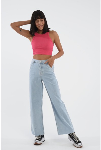 Cross Jeans Weslie Açık Mavi Yüksek Bel Düğmeli Wideleg Fit Jean Pantalon C 4530-012 Cross Jeans Weslie Açık Mavi Yüksek Bel Düğmeli Wideleg Fit Jean Pantalon C 4530-012
