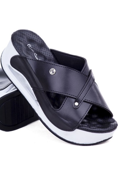 Pierre Cardin Balon Tabanlı Yumuşak Tabanlı Kadın Terlik