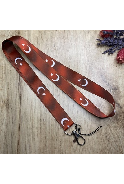 İnvitro Medikal Türk Bayrağı Desenli Yaka Kartı - Boyun Askı Ipi İnvitro Medikal Türk Bayrağı Desenli Yaka Kartı - Boyun Askı Ipi