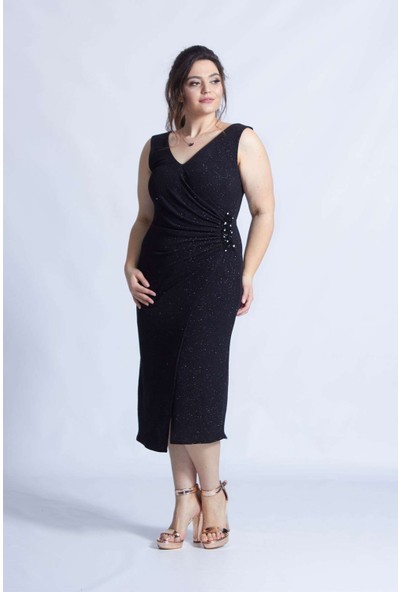 Moda Berray 4048 Siyah Simli Esnek Kumaş Beli Işlemeli Büyük Beden Elbise Moda Berray 4048 Siyah Simli Esnek Kumaş Beli Işlemeli Büyük Beden Elbise