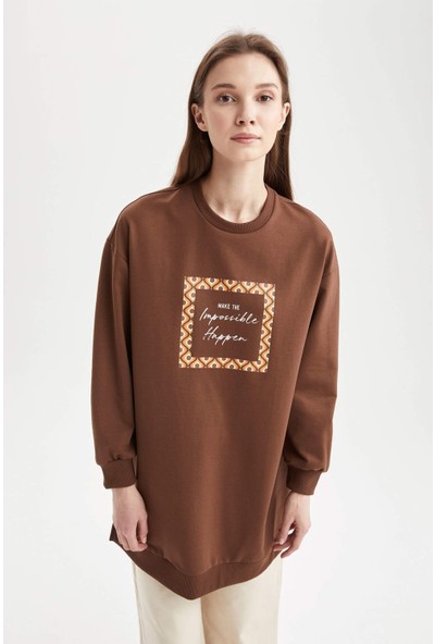 DeFacto Relax Fit Slogan Baskılı İnce Sweatshirt Kumaşı Sweatshirt Tunik X4732AZ21WN DeFacto Relax Fit Slogan Baskılı İnce Sweatshirt Kumaşı Sweatshirt Tunik X4732AZ21WN