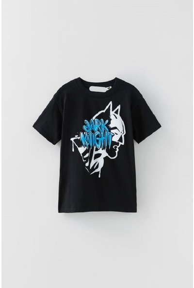 Erkek Çocuk Bisiklet Yaka Batman Baskılı Siyah T-Shirt Erkek Çocuk Bisiklet Yaka Batman Baskılı Siyah T-Shirt