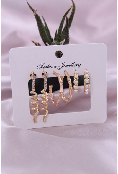 Trade Jam Gold Renk Metal Zirkon Taşlı Yılan ve Inci Detaylı Kadın Küpe Seti