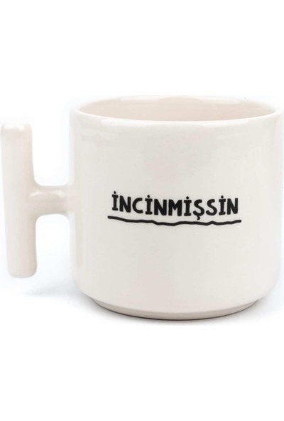 Cetinaccessories Krem T Kulp Incinmişsin Tasarım Kupa Cetinaccessories Krem T Kulp Incinmişsin Tasarım Kupa