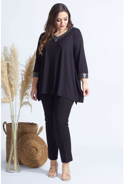 Moda Berray 1931 Siyah Kol ve Yaka Parlak Detay Büyük Beden Bluz