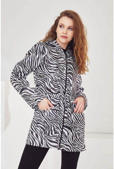 Lime Moda Fermuarlı Cepli Yağmurluk-Zebra