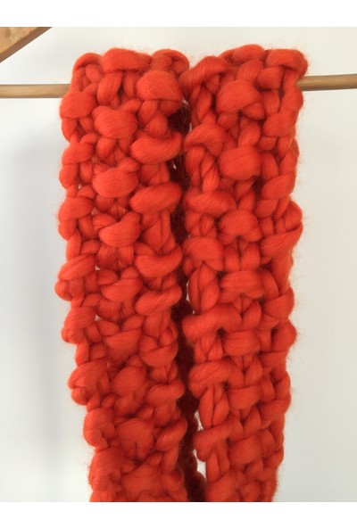 Mora Knit El Örgüsü Saf Yün Chunky Wool Nar Çiçeği Kadın Atkı Mora Knit El Örgüsü Saf Yün Chunky Wool Nar Çiçeği Kadın Atkı