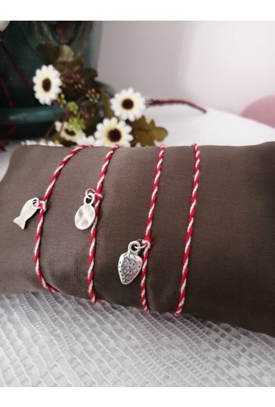 Eylül Baby Store 4'lü Marteniçka Şanş Uğur Bilekliği Eylül Baby Store 4'lü Marteniçka Şanş Uğur Bilekliği