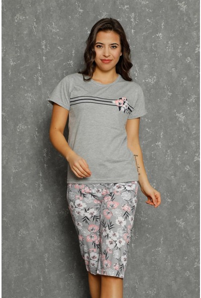 Akbeniz Kadın %100 Pamuk Penye Kısa Kol Kapri Pijama Takım 3565 Akbeniz Kadın %100 Pamuk Penye Kısa Kol Kapri Pijama Takım 3565