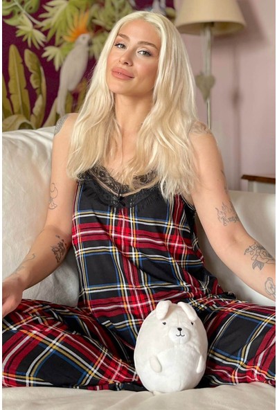 Pijama Evi Red Kariran Dantelli Ip Askılı Örme Kadın Pijama Takımı