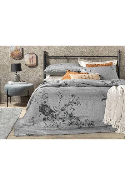 English Home Winter Garden Ipliği Boyalı Dijital Baskılı Tek Kişilik Nevresim Takımı 160X220 cm Antrasit English Home Winter Garden Ipliği Boyalı Dijital Baskılı Tek Kişilik Nevresim Takımı 160X220 cm Antrasit