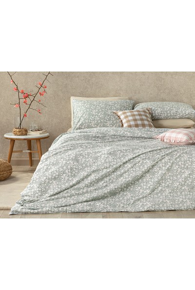 English Home Liberty Bloom Pamuklu Çift Kişilik Nevresim Seti 200X220 cm Koyu Seledon English Home Liberty Bloom Pamuklu Çift Kişilik Nevresim Seti 200X220 cm Koyu Seledon