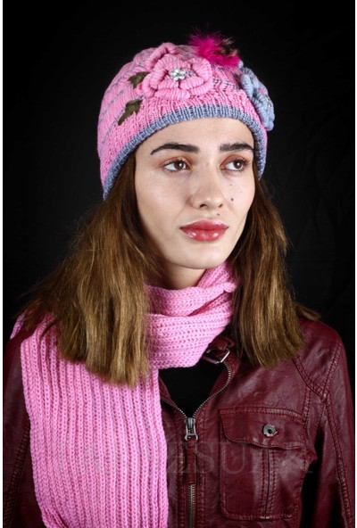 Beoje Pembe Kadın Kadın Atkı Bere Örgü Takım Çiçek Modelli Beoje Pembe Kadın Kadın Atkı Bere Örgü Takım Çiçek Modelli