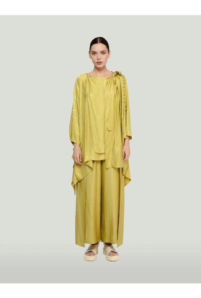 BAQA Bağlama Detaylı Asimetrik Yeşil Bluz