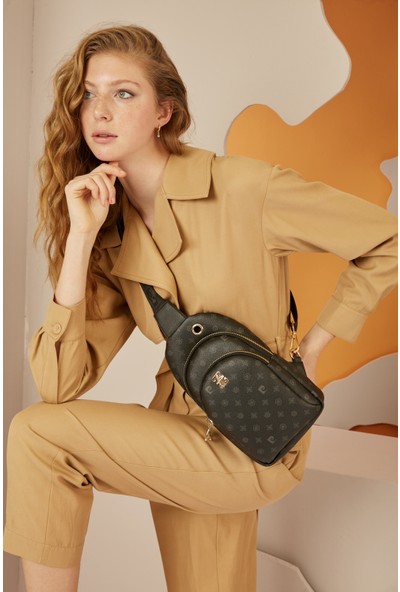 Pierre Cardin Siyah Monogram Kadın Bel Çantası 05PO22Y1535-MN S Pierre Cardin Siyah Monogram Kadın Bel Çantası 05PO22Y1535-MN S