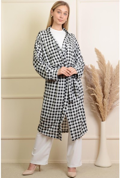 Pınkmark Kadın Siyah Beyaz Kareli Tesettür Kimono PMCK25426