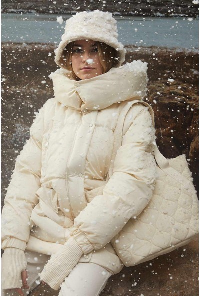 Manuka Kapitone Tote Bag Bej