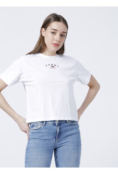 Tommy Jeans DW0DW12035YBR Yuvarlak Yaka Regular Fit Beyaz Kadın T-Shirt