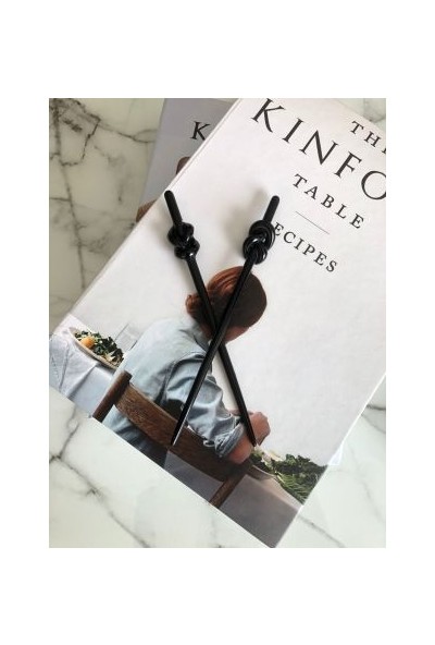 Lilyum Concepts 2'li Lüx Figürlü Çubuk Topuz Toka Lilyum Concepts 2'li Lüx Figürlü Çubuk Topuz Toka